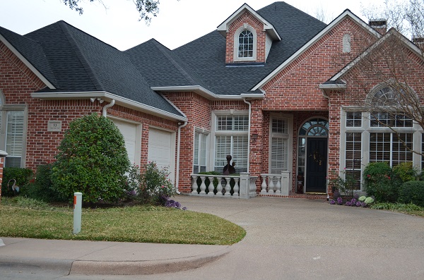 traditional brick ranch house plan - Plan 9768