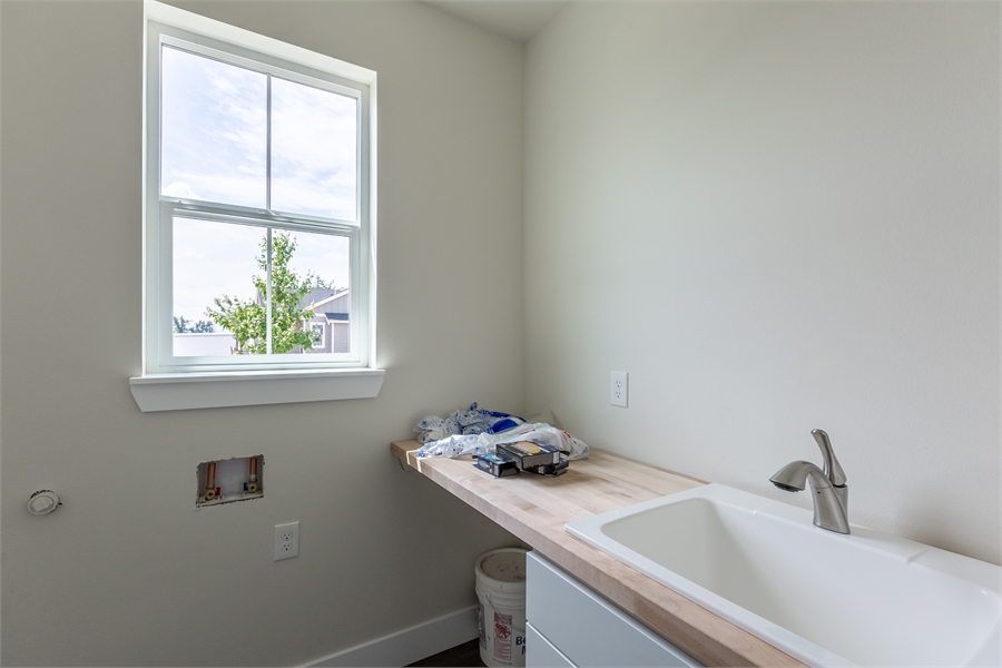 3 Bedroom Farm House Style House Plan 7445 - Plan 7445